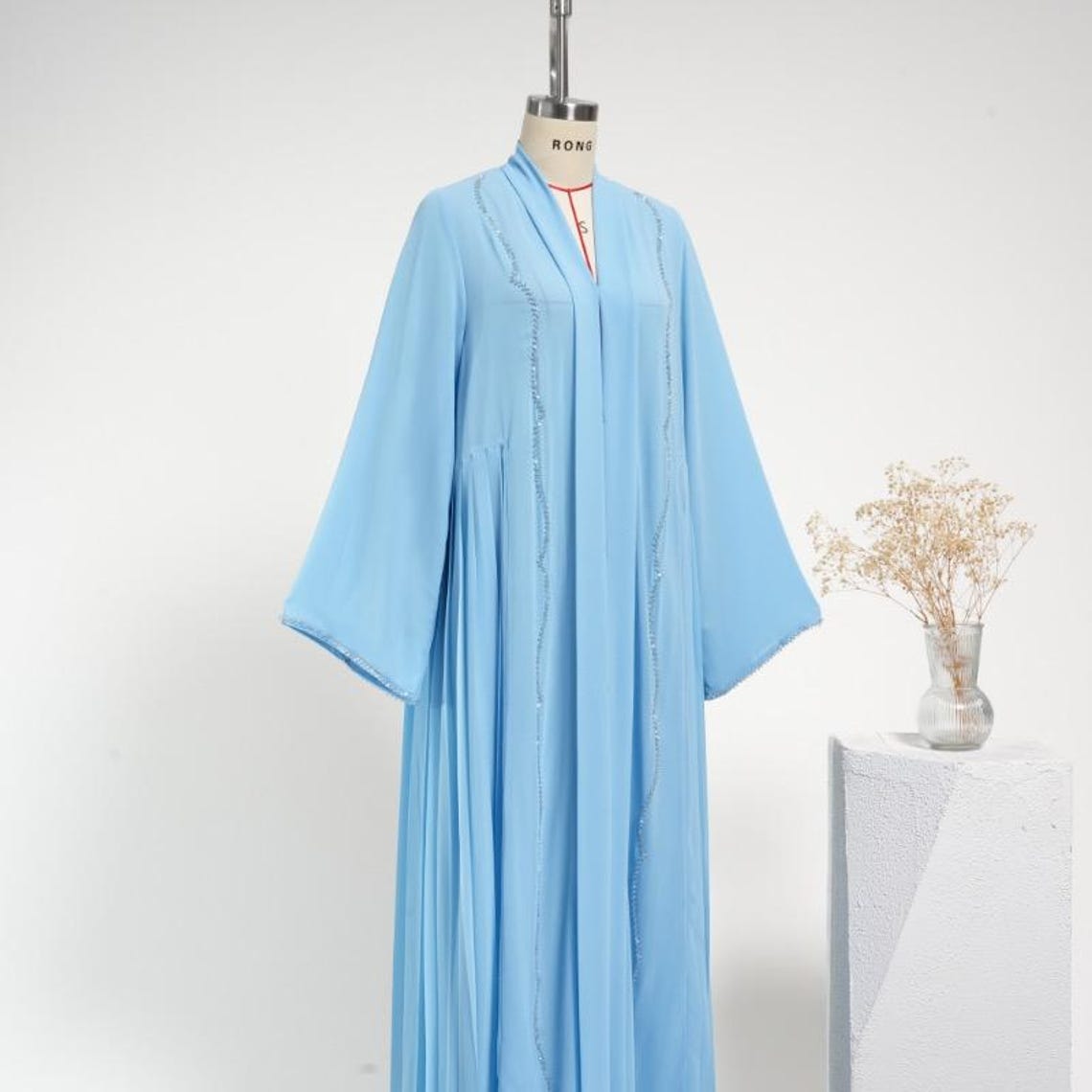 2 PC Abaya and Hijab Set. Flowing Pleats on Sides and Back for Great ...