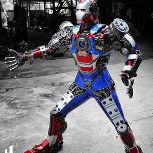 Recycled Metal Man (blue&red) (1.20m / 4 Ft Height) - Etsy