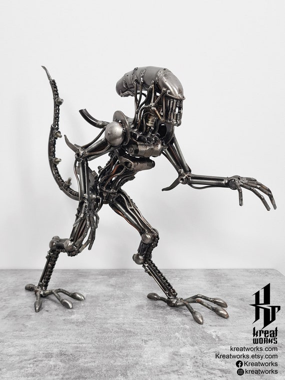 Recycled Metal Standing Monster : Tail up 38 Cm Height - Etsy