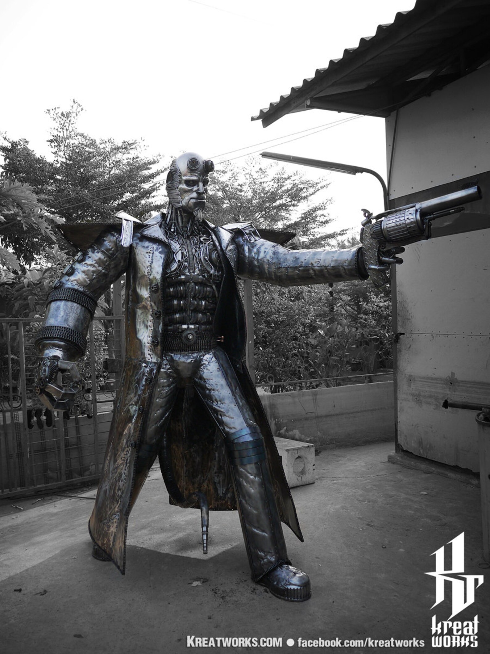 2.8m Height Steampunk Demon made-to-order - Etsy