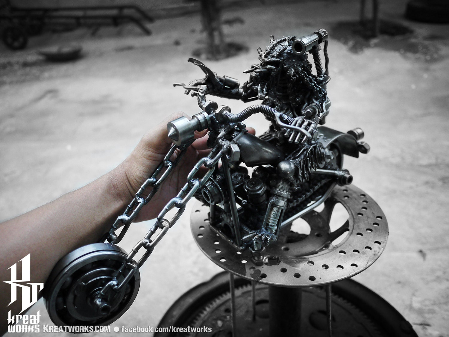 Metal Hunter Rider : Type III medium item | Etsy