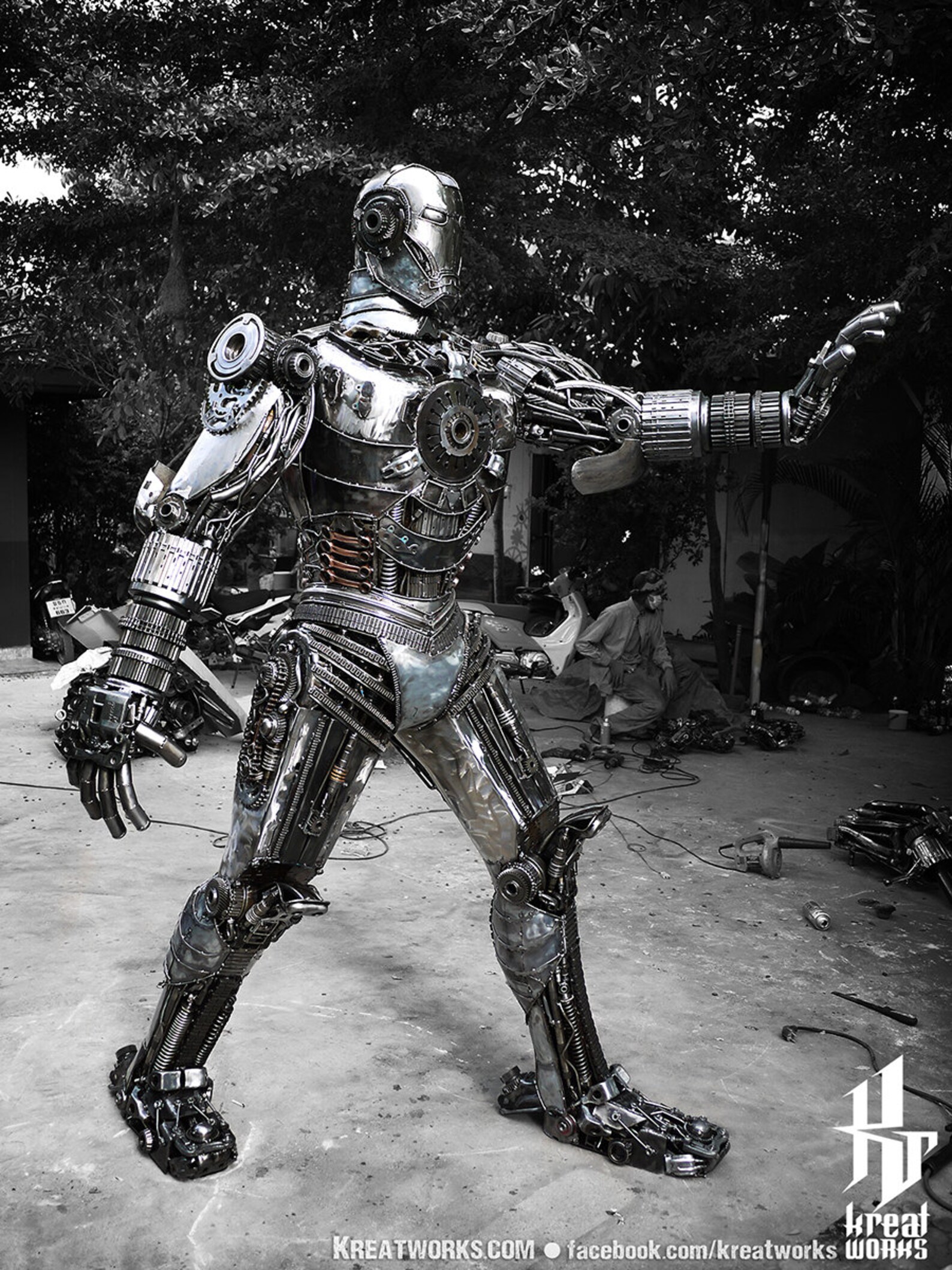 Recycled Metal Man 2.3m / 7.5 Ft Height - Etsy UK