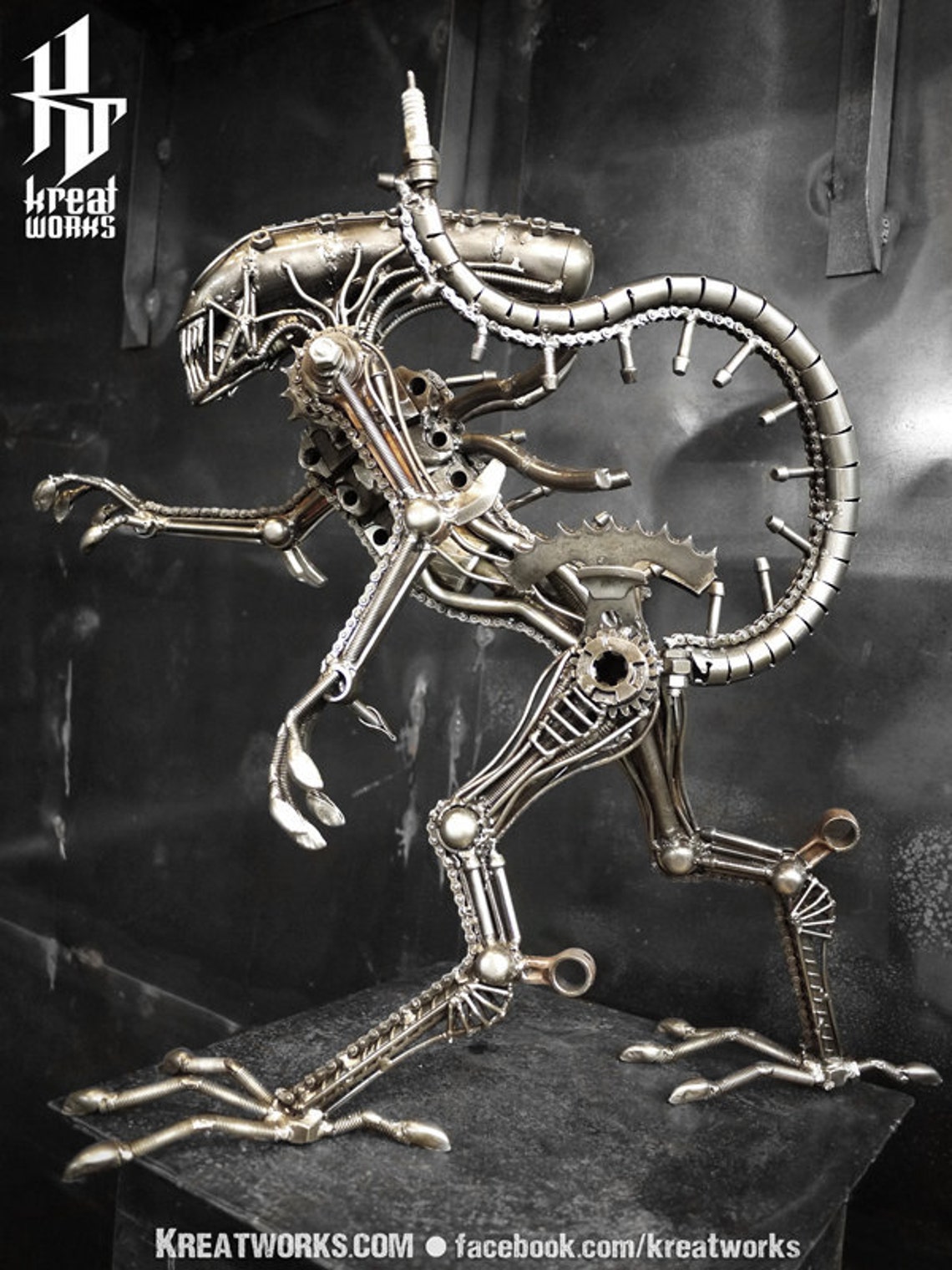 Metal Sculpture - Recycled Metal Standing Monster : Tail up (medium ...