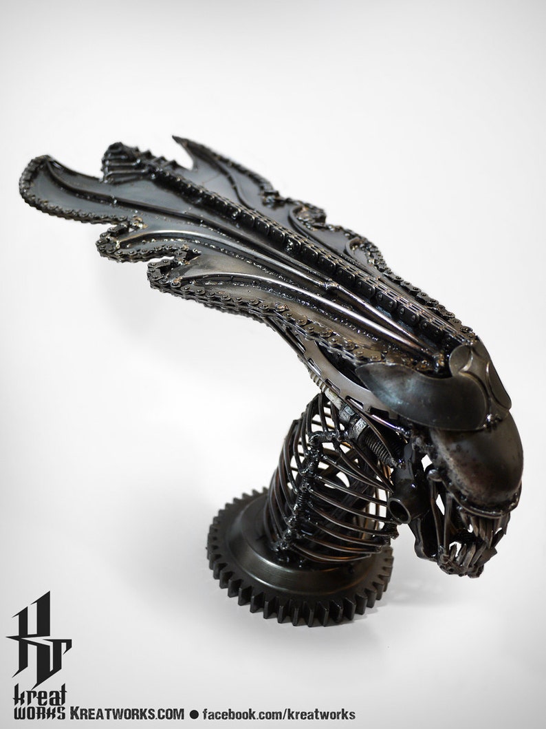 Recycled Metal Queen Monster Head --- Steampunk Dieselpunk Cyberpunk ...