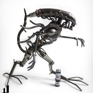 Mini Metal Monster : Tail up (small Item) - Etsy