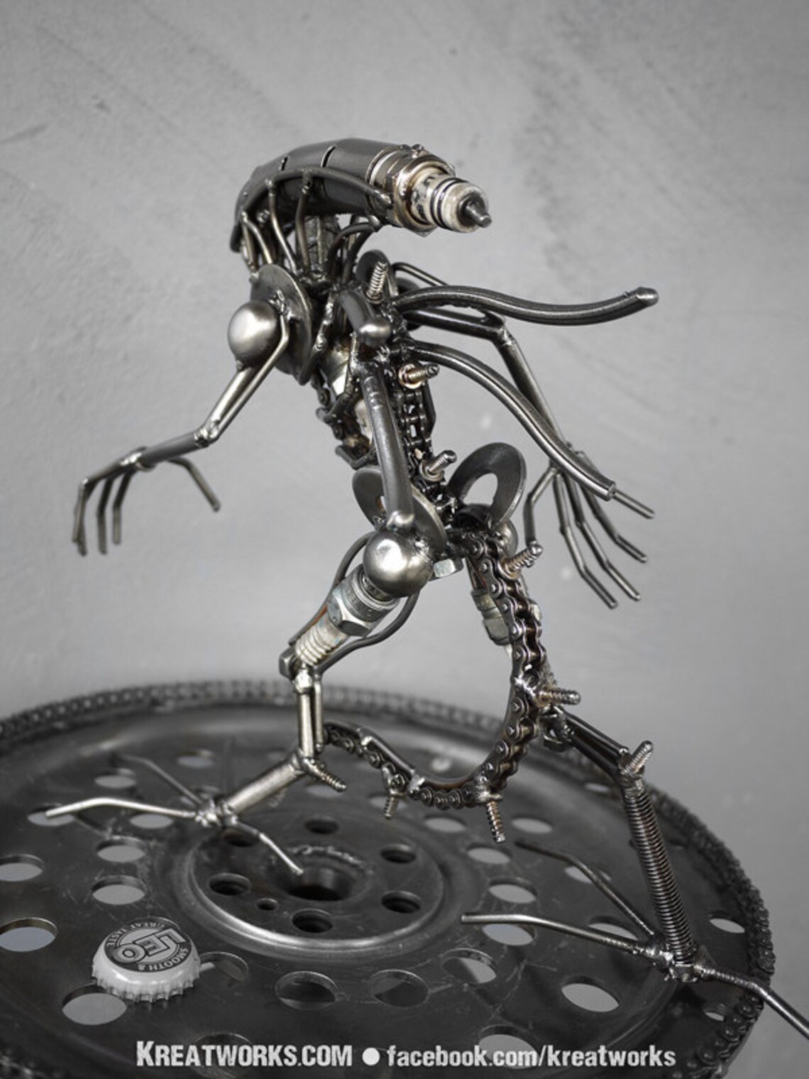 Mini Metal Monster : Tail Down small Item - Etsy