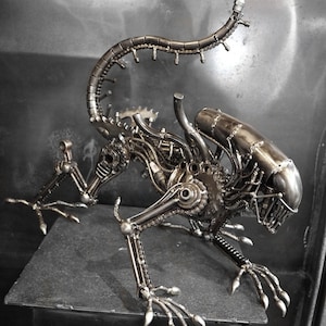 Steampunk Recycle Metal Crouching Monster (medium Item) / Recycle Metal ...