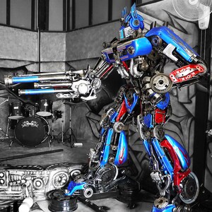 Recycled Metal Brave Giant Robot : Shooting - Etsy