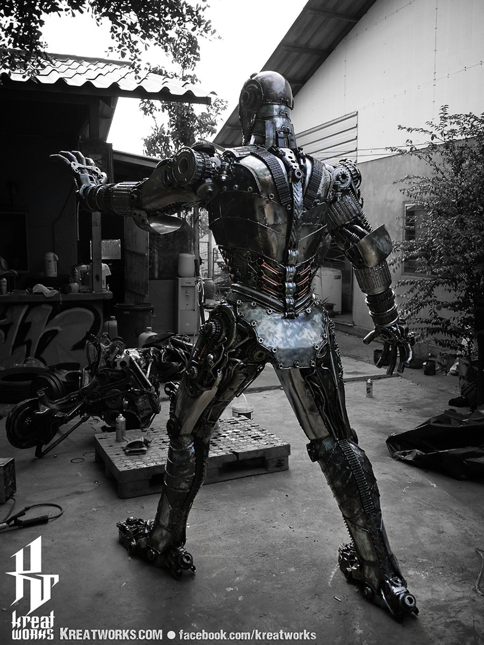 Recycled Metal Man (2.3m / 7.5 Ft Height) / Recycle Metal Sustainable ...