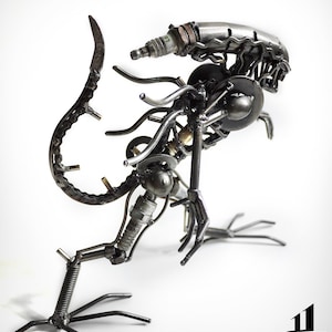 Mini Metal Monster : Tail up (small Item) - Etsy