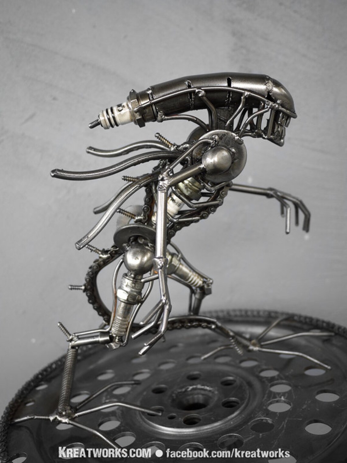 Mini Metal Monster : Tail Down small Item - Etsy