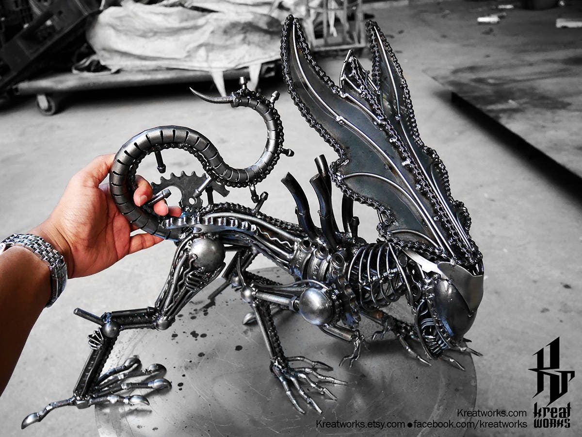 Recycled Metal Crouching Queen Monster medium Item - Etsy UK