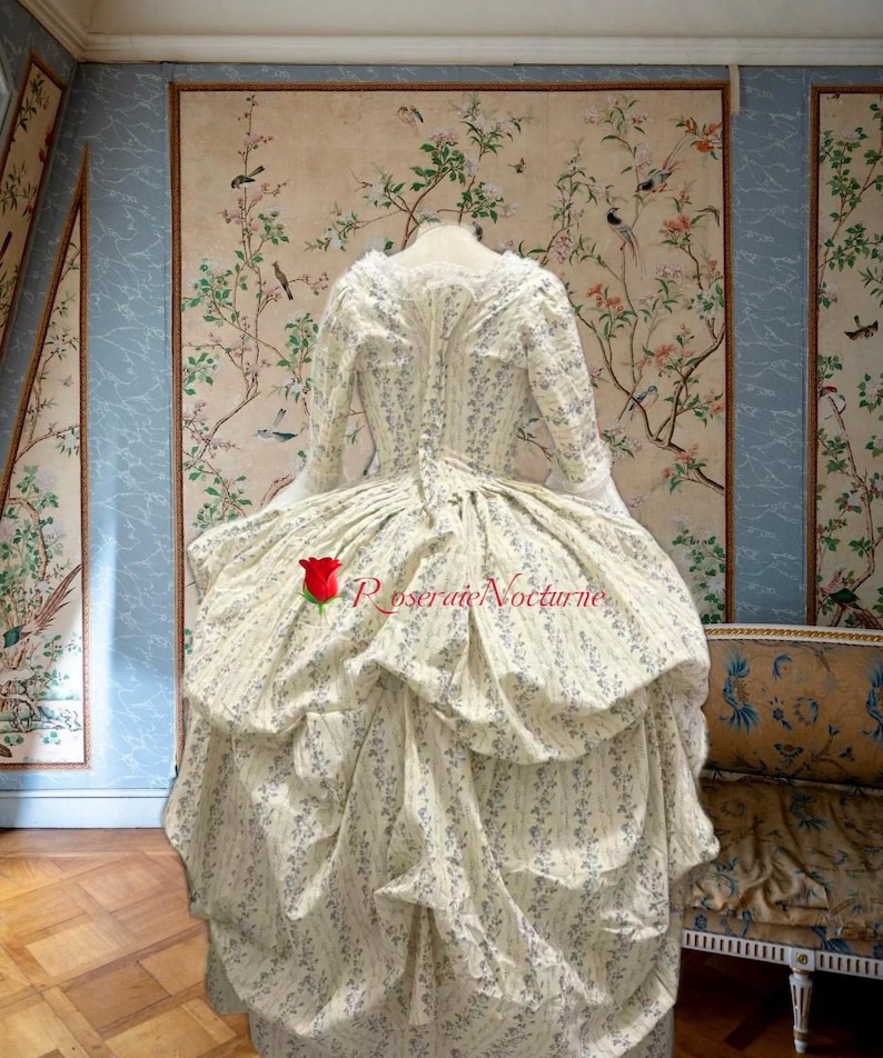 Historical Dress, Rococo Style Dress, 18th Century English Robe, 1780s ...