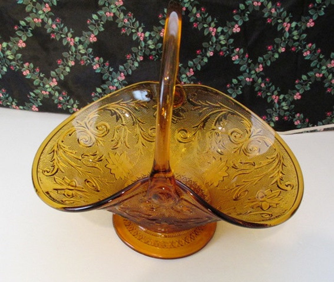 Vintage Indiana Glass Tiara Amber Sandwich Pattern Large 10 1/2 Handle ...