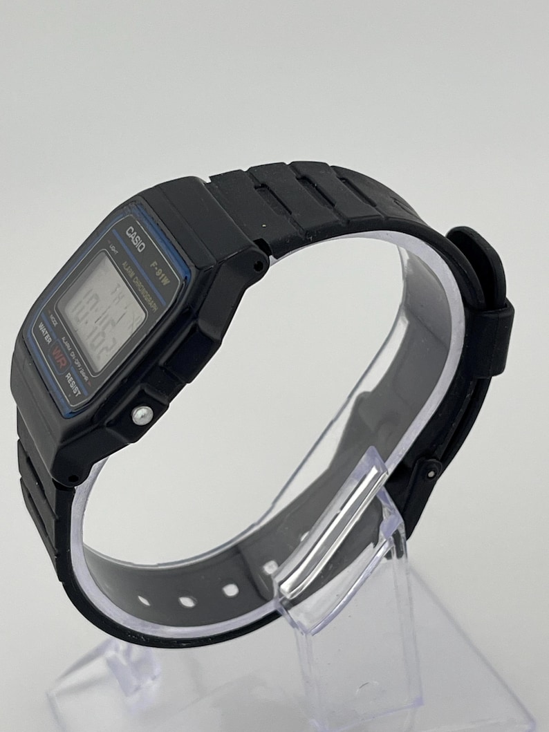 Casio F-91W Vintage Digital Watch – Iconic Black Resin Band, Classic ...