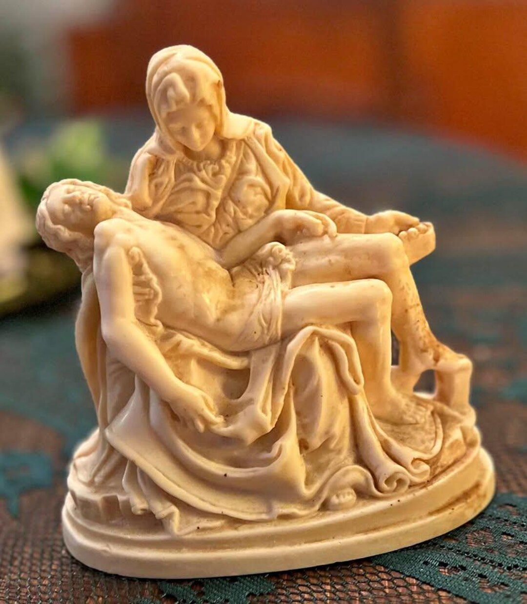 Vintage Pietà Sculpture, Vintage LT Pat Signed La Pietà Sculpture ...