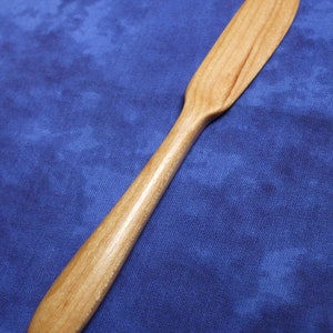 Small Spreader Butter Knife Hand Carved in Cherry Wood - Etsy