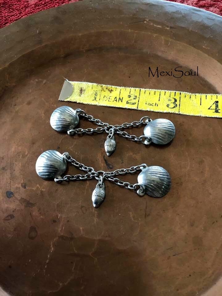 Vintage Engraved Metal Shell Belt Buckle/ Shell Buttons - Etsy