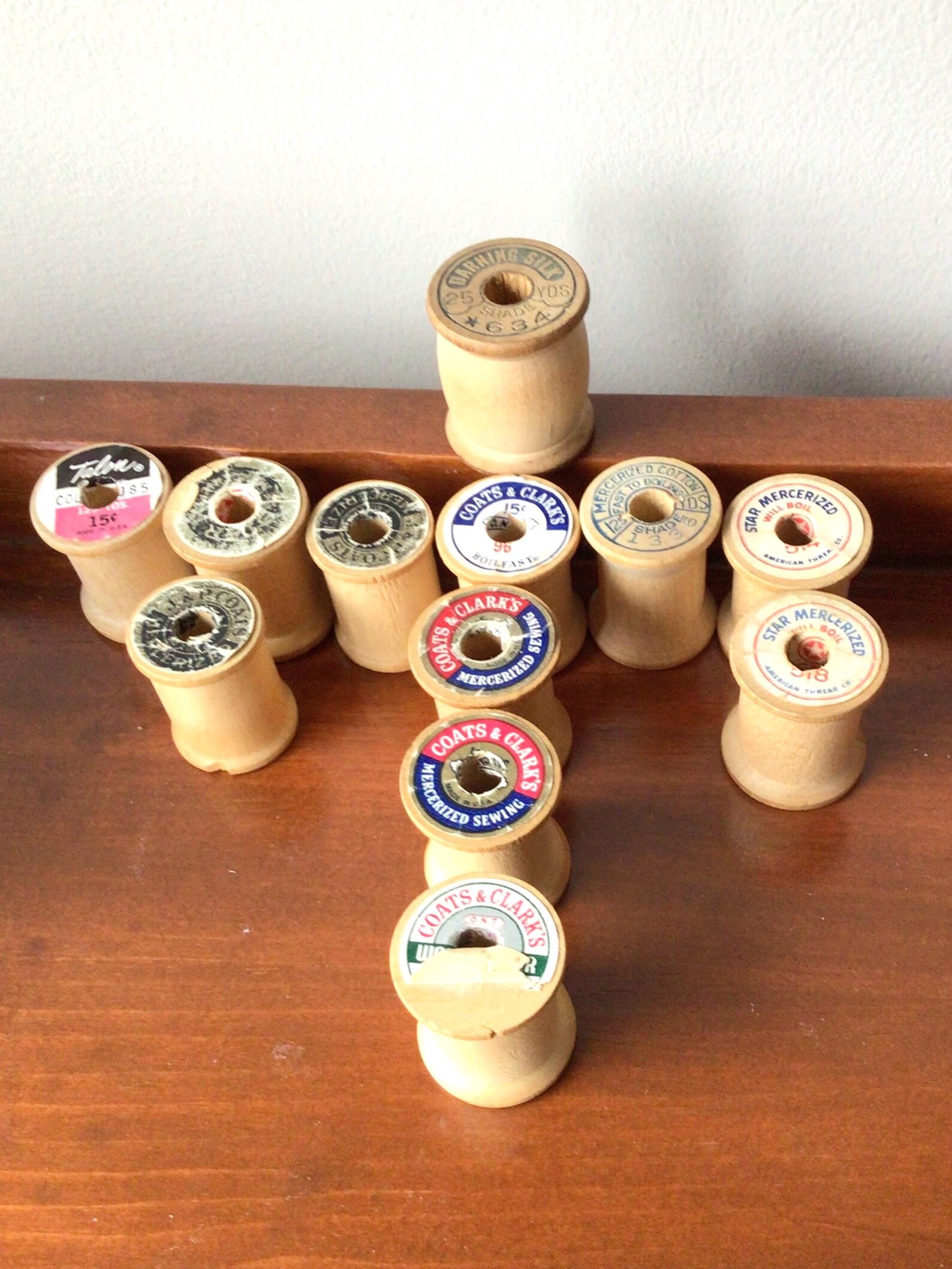 12 Old Wooden Thread Spools - Etsy