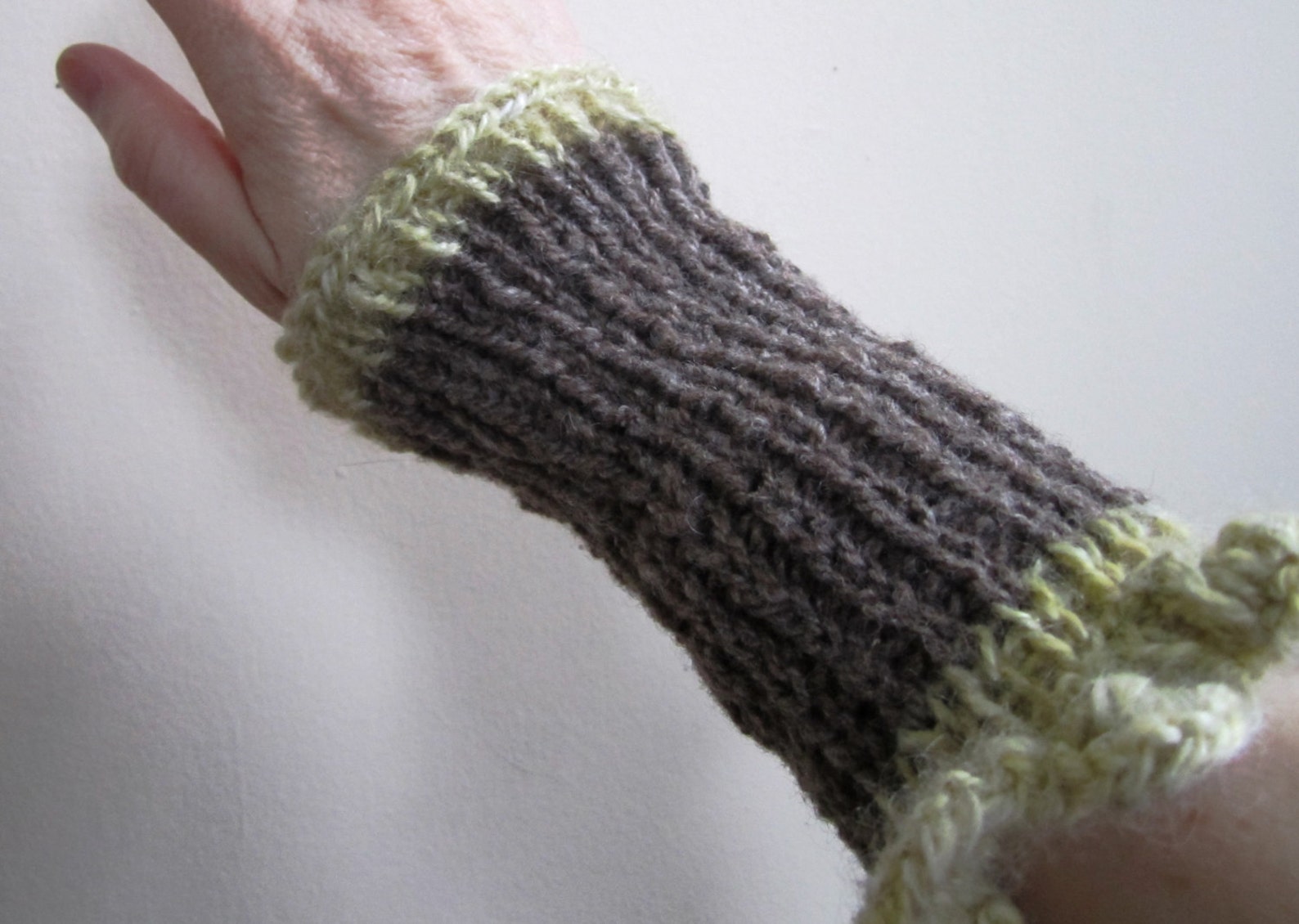 Victorian Wristlets Arm Warmers Muffatees Knit Wool Mohair Civil War ...