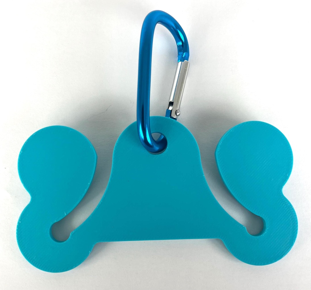Dog Poop Bag Holder With Carabiner – Hands-free Leash Accessory – Clip ...