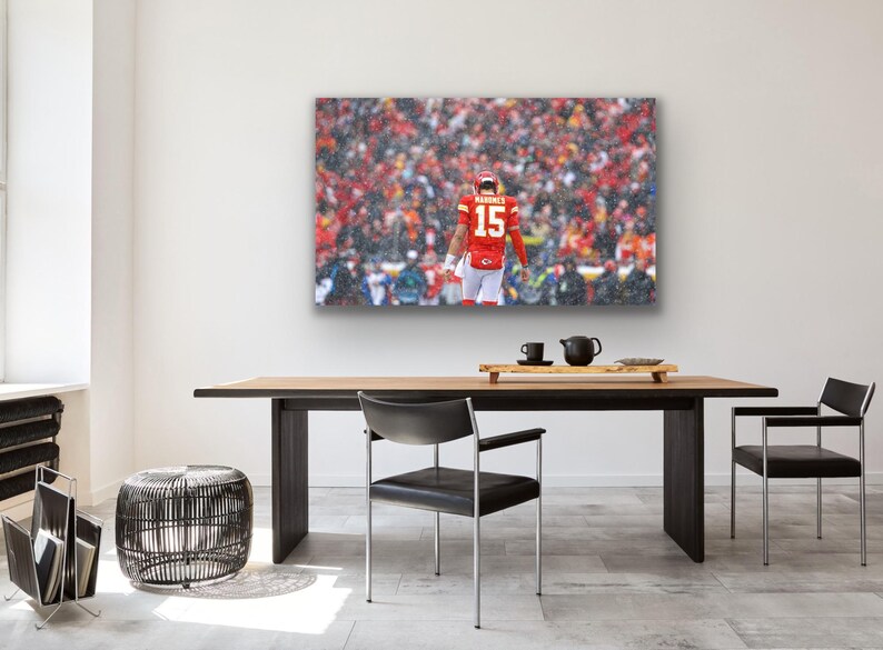 Patrick Mahomes in the Snow, NFL Chiefs - Etsy