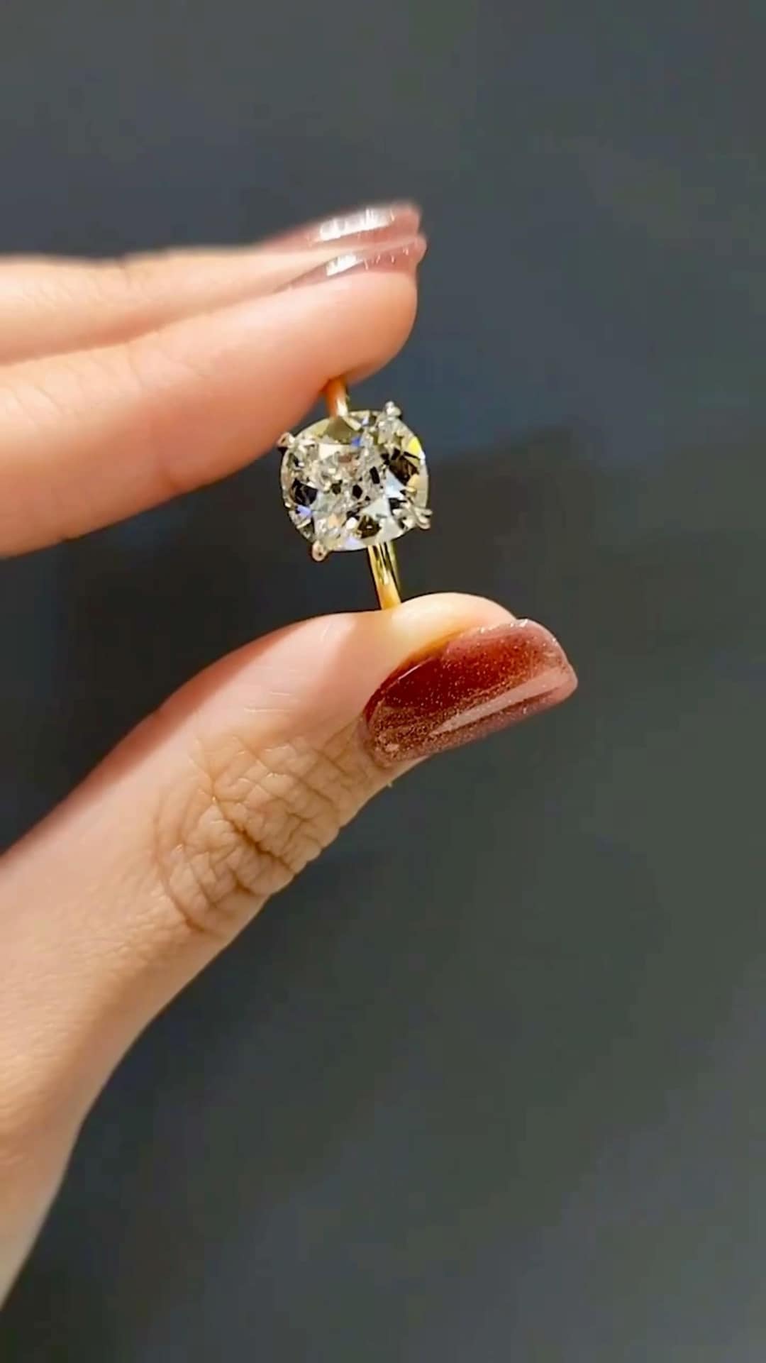 1.5CT Vintage Old Mine Cushion Cut Moissanite Engagement Ring ...