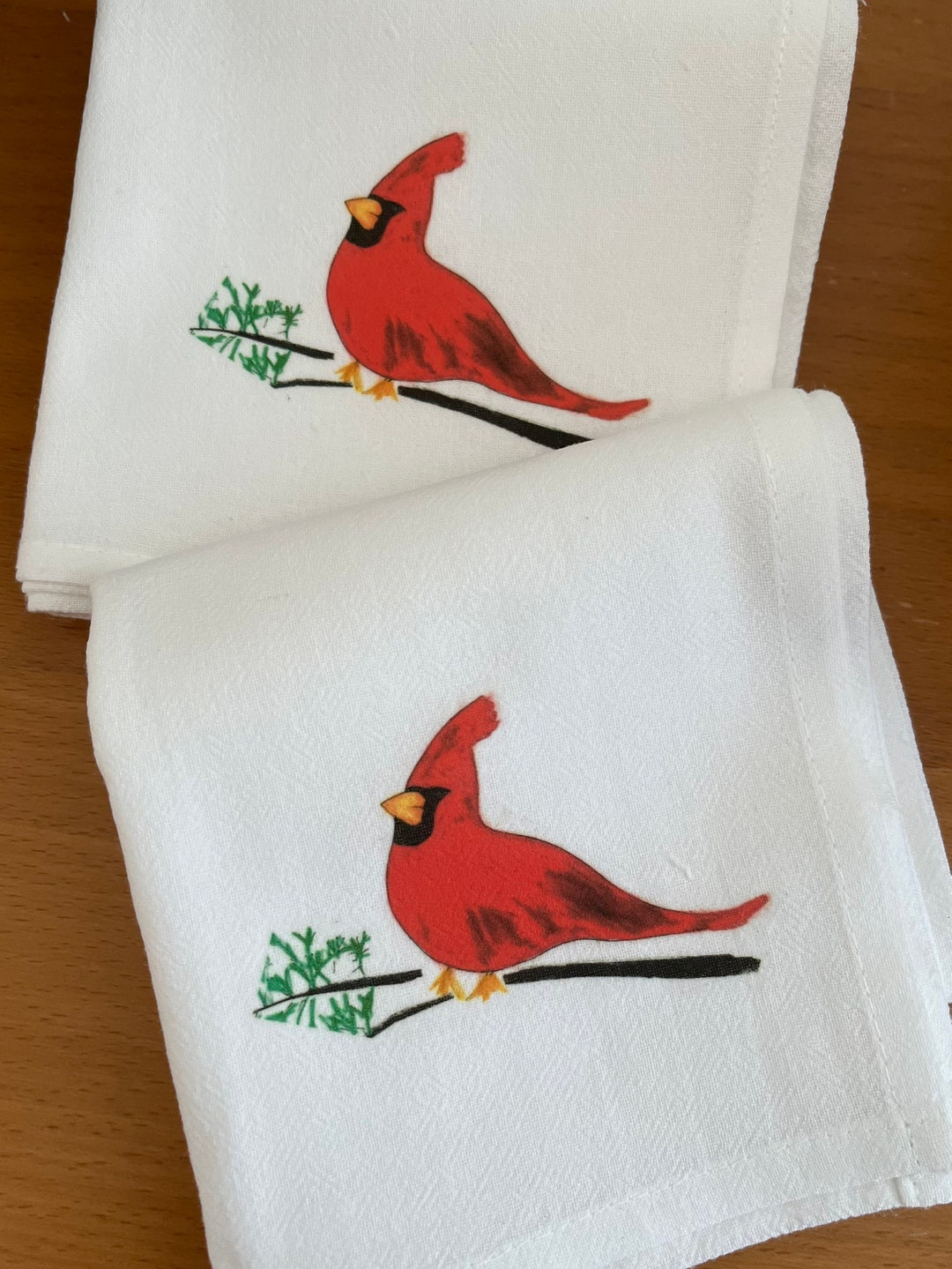 Stunning Cardinal Bird Cloth Napkins, Holiday Spirit Bird Cloth Napkin ...