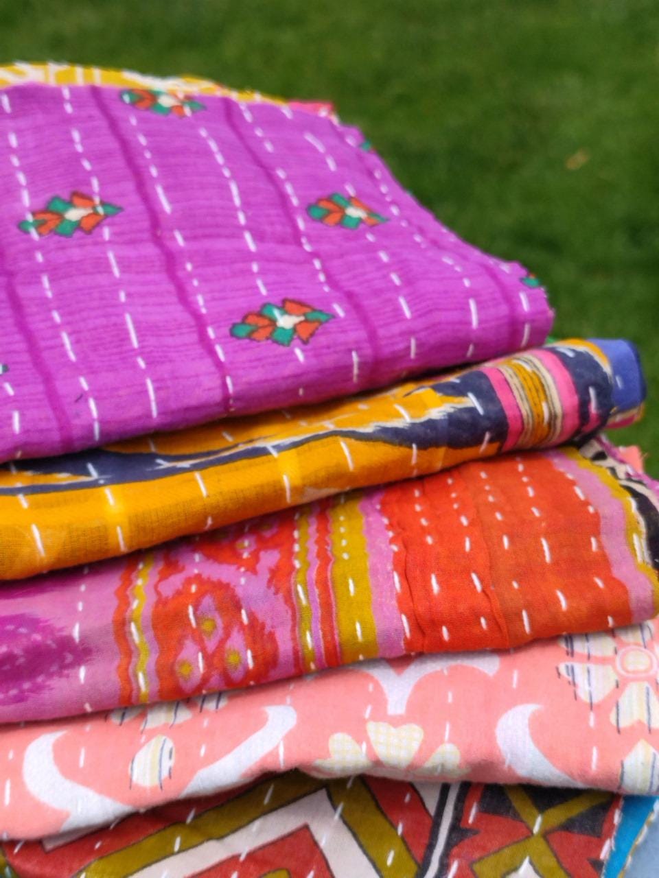 Indian Kantha Quilt Scrap Bundle, Upcycled Sari Fabric Squares, 10pc ...