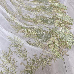 Fresh Green Lace Flower Bridal Veil, Unique Embroidered Wedding Veil ...
