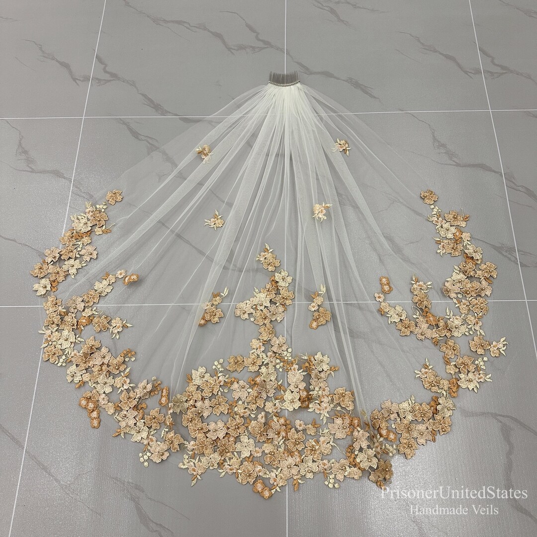 Classic Khaki 3D Small Petals Veil, Lace Flower & Pearl Wedding Veil ...