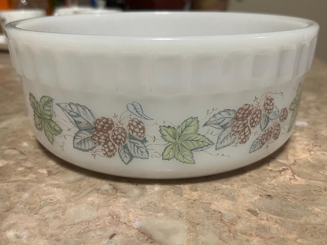 Vintage Crown Pyrex Sarna Bowl: 1970s Australian Opalware - Etsy