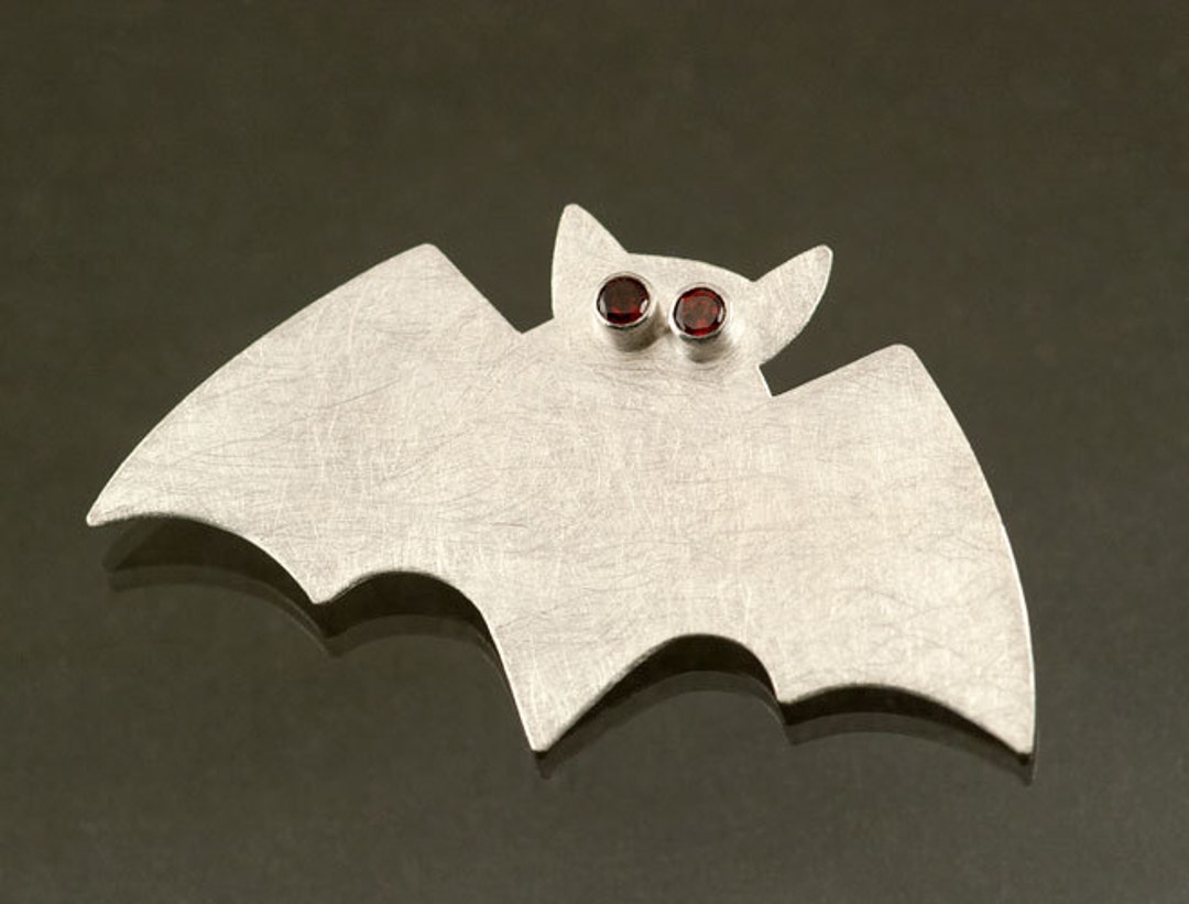 Sterling Silver Bat Brooch Garnet Eyes, Halloween Silver Brooch ...