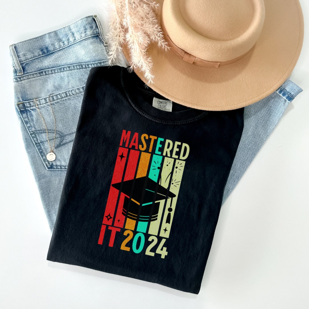 Mastered It 2024 - Master's Degree T-shirt for Men Women MBA - Color ...
