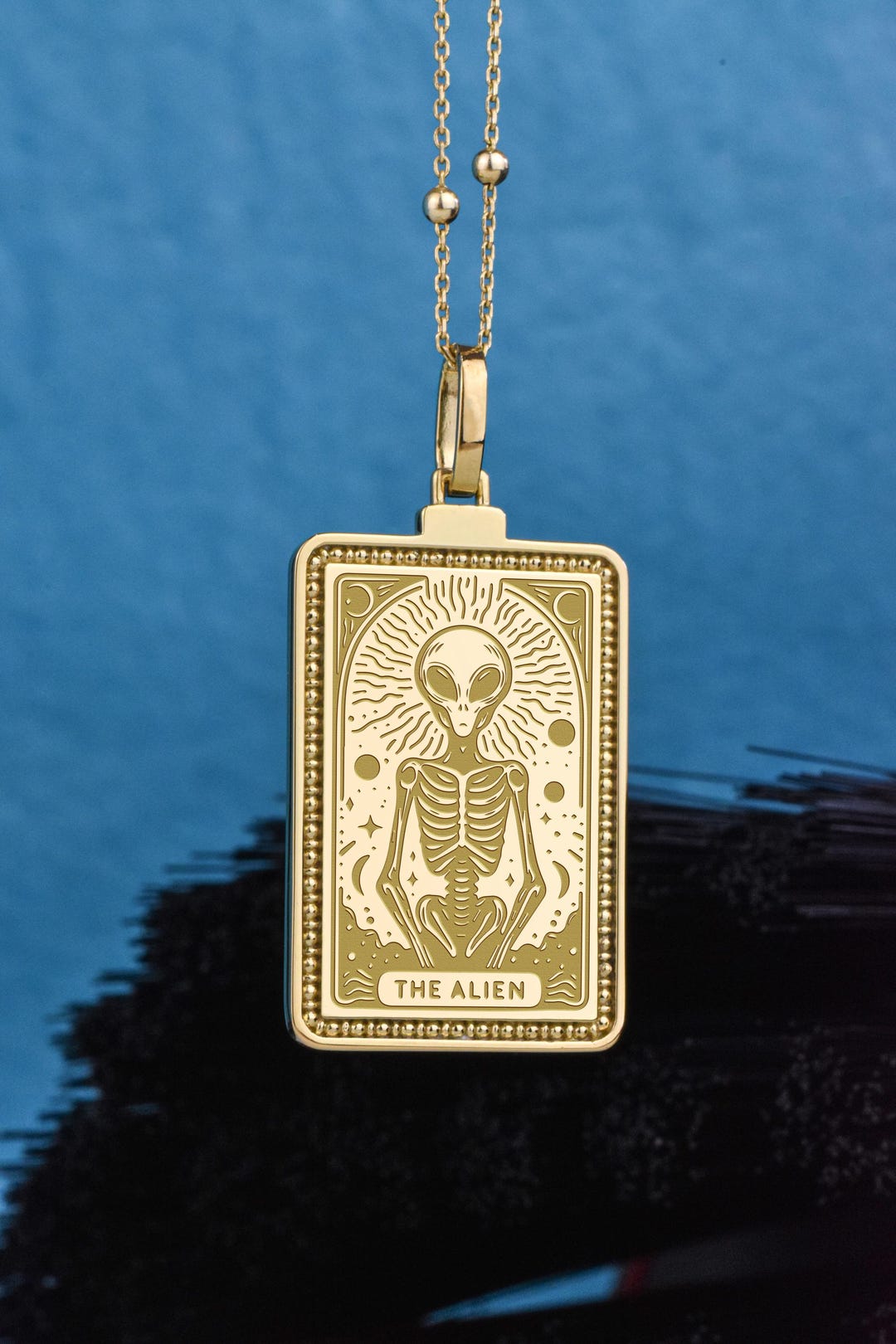 14K Gold the Alien Necklace, Personalized Science Fiction Jewelry ...