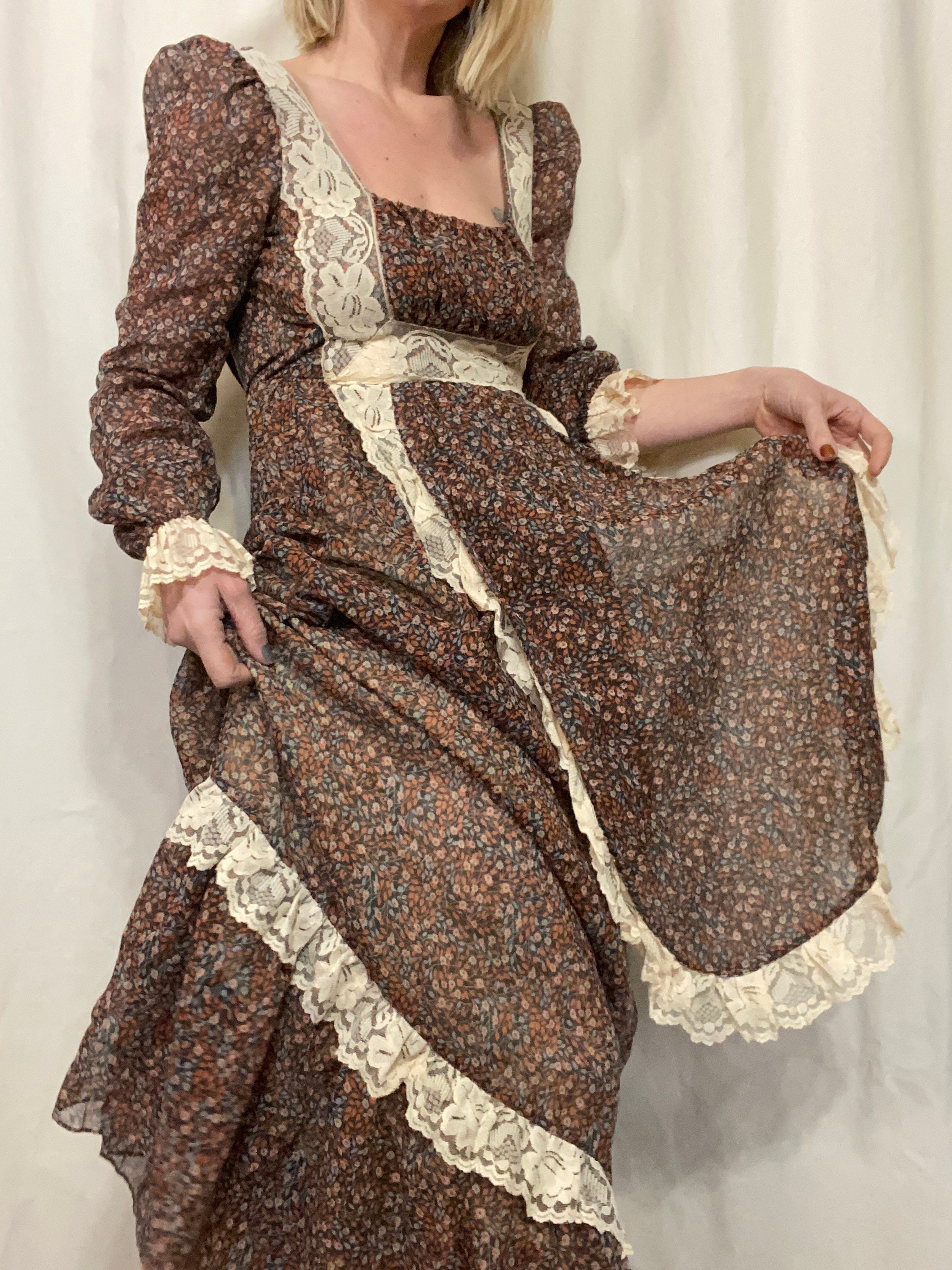 60's Calico Gunne Sax Prairie Dress Vintage Ditsy Floral 60's Calico Gunne Sax Prairie Dress Vintage Ditsy Floral