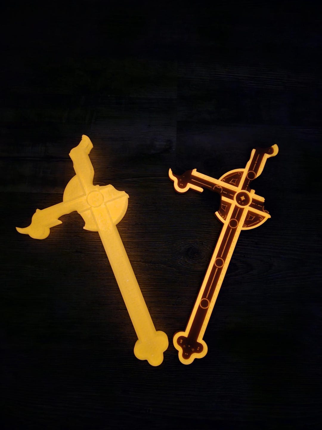 3D Printed Phasmophobia Burned Crucifix Prop, Glow-in-the-dark Replica ...