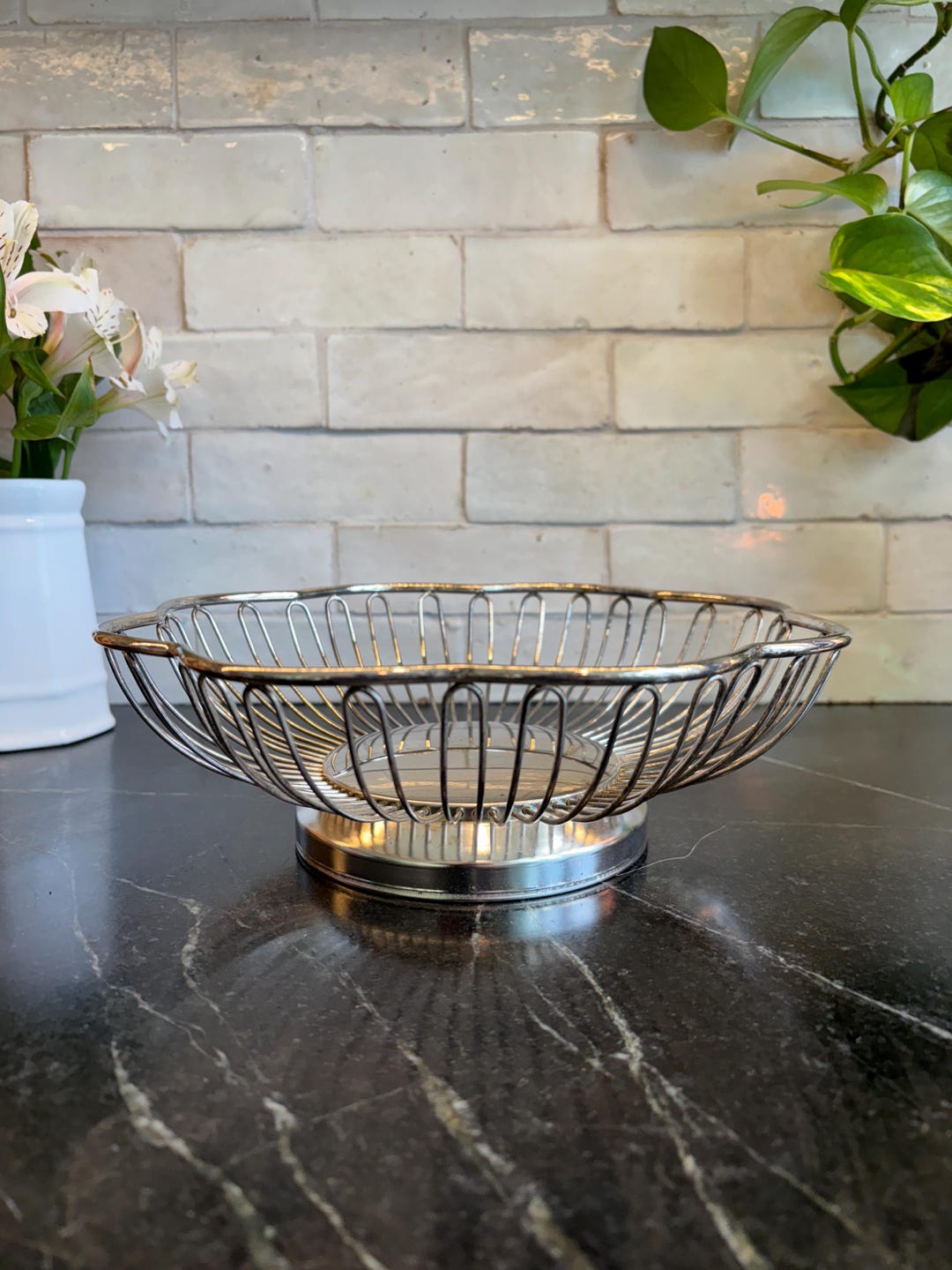 Vintage Wire Basket Centerpiece: Midcentury Fruit or Bread Bowl - Etsy