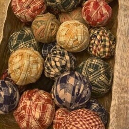 5 Ragballs Primitive Farmhouse Rag Balls Large Rustic - Etsy