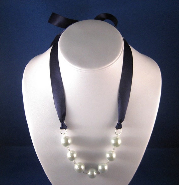 Items similar to Navy Ribbon and Pearl Necklace on Etsy