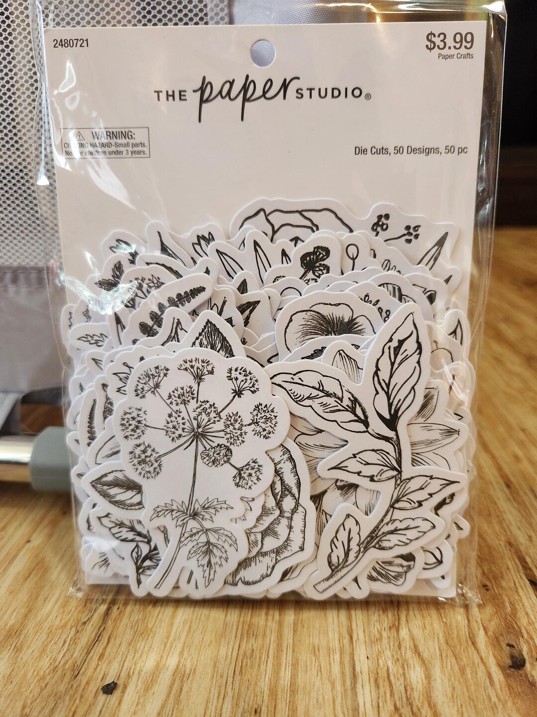 The Paper Studio Flowers to Color Die Cuts - Etsy