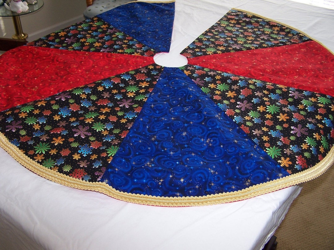 Snowflake and Gold Star Tree Skirt - Etsy