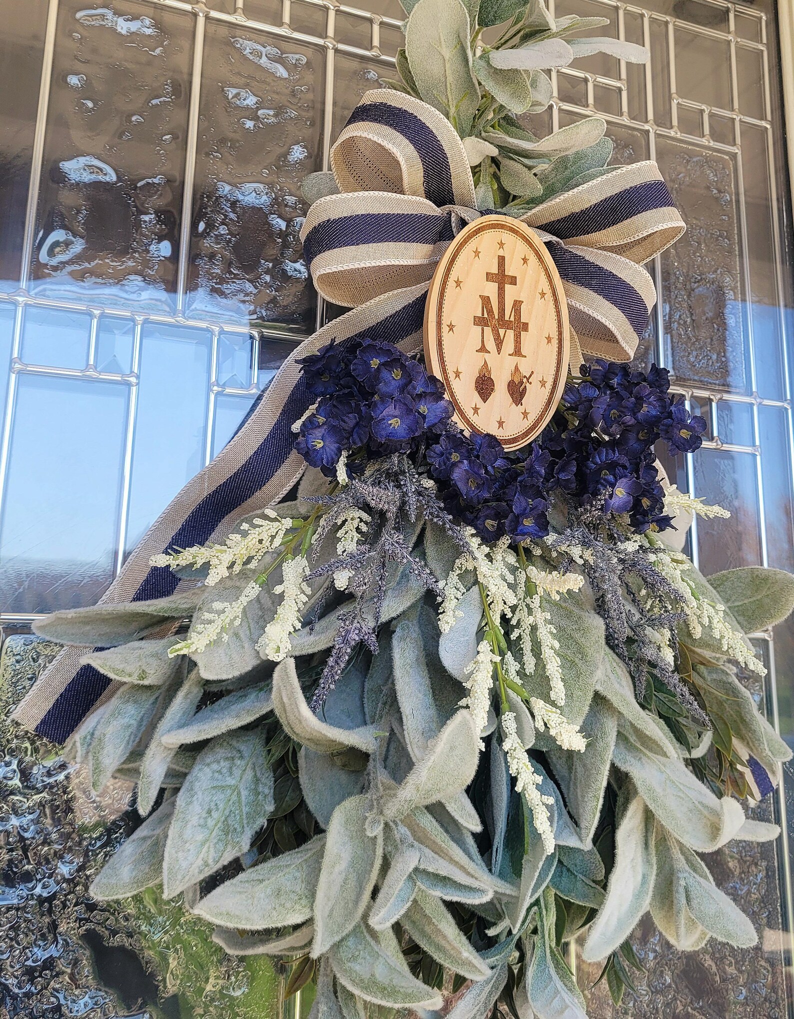 Teardrop Swag Wreath Miraculous Medal Catholic Swag Wreath Marian Decor ...