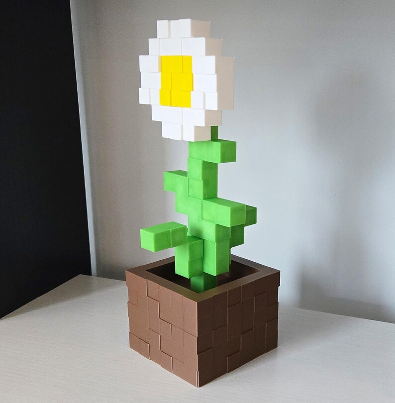 Giant Minecraft-style Pixelated Daisy Flower | 3d-printed Block Decor ...