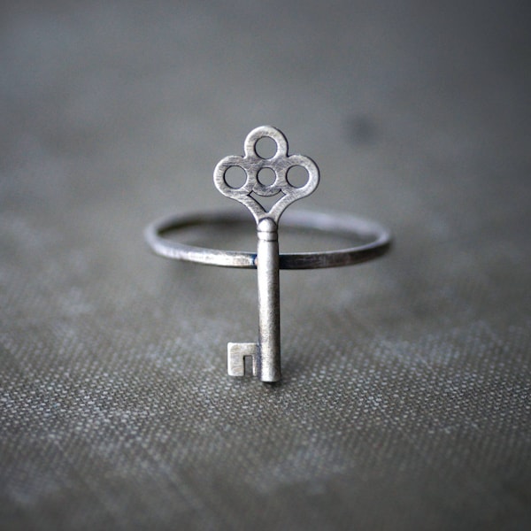 Skeleton Key Ring - Etsy
