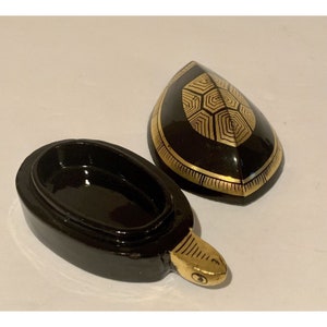 Wooden Black Lacquer and Gold Turtle Trinket Box - Etsy