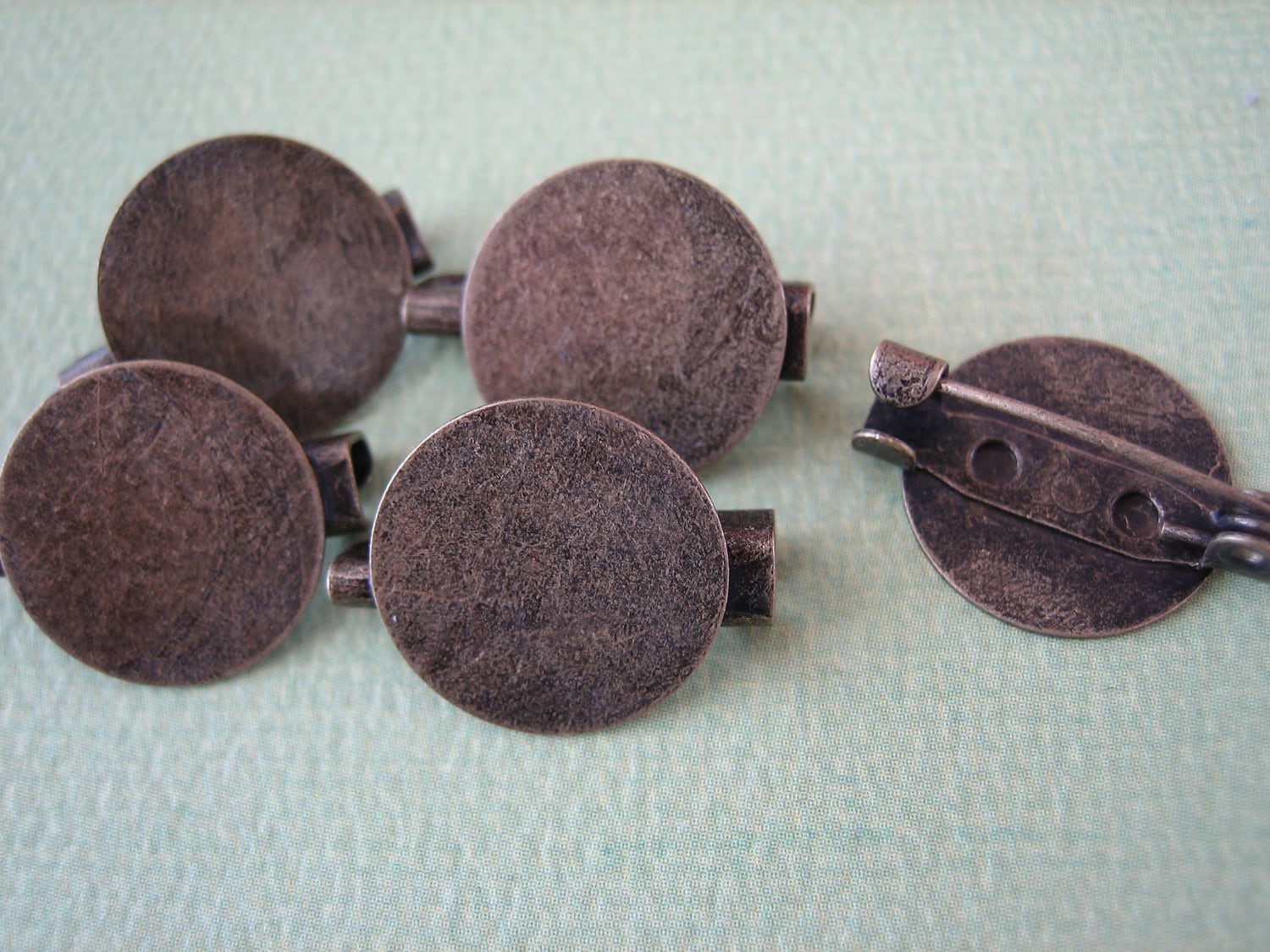Brooches, DIY Brooch, Antique Brass Brooch Settings, 15mm Brooch ...
