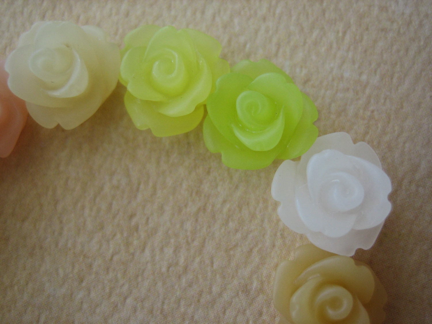 Mini Rose Flower Cabochons 10mm Mini Roses 14pcs Resin - Etsy
