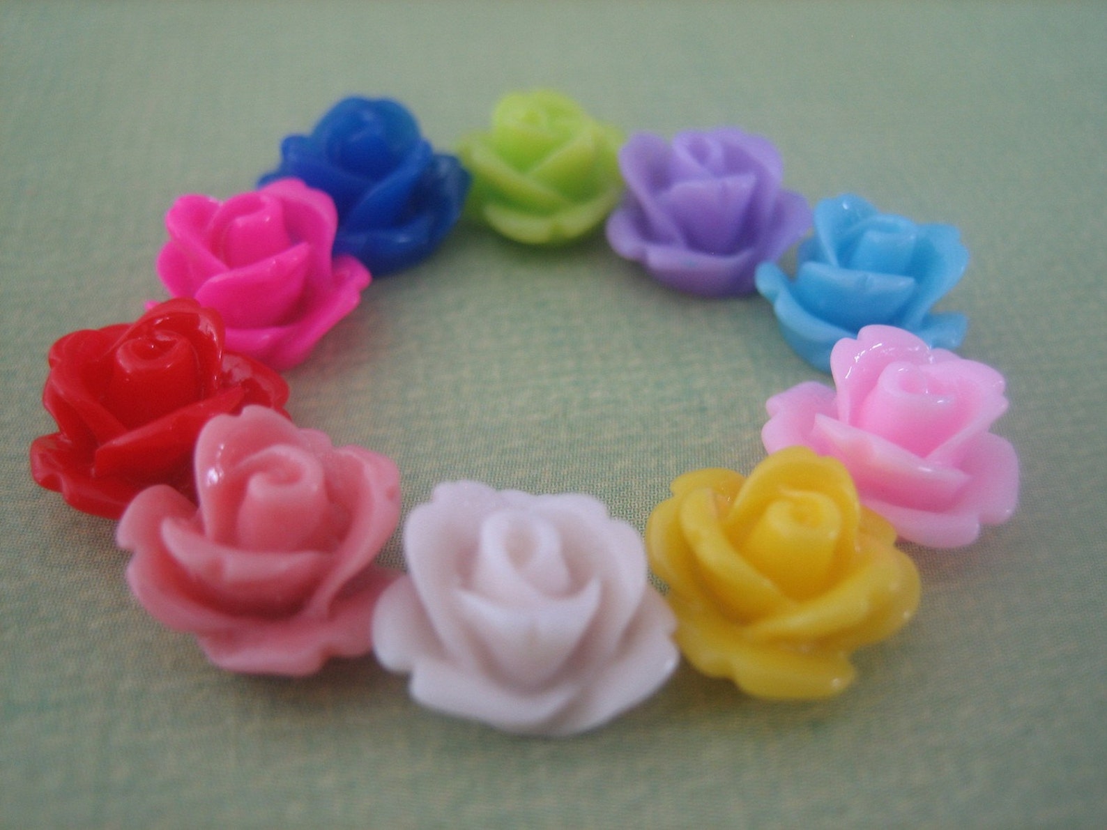 10pcs Mixed Color Sampler Pack Mini Rose Resin Flower Cabochons 10mm ...