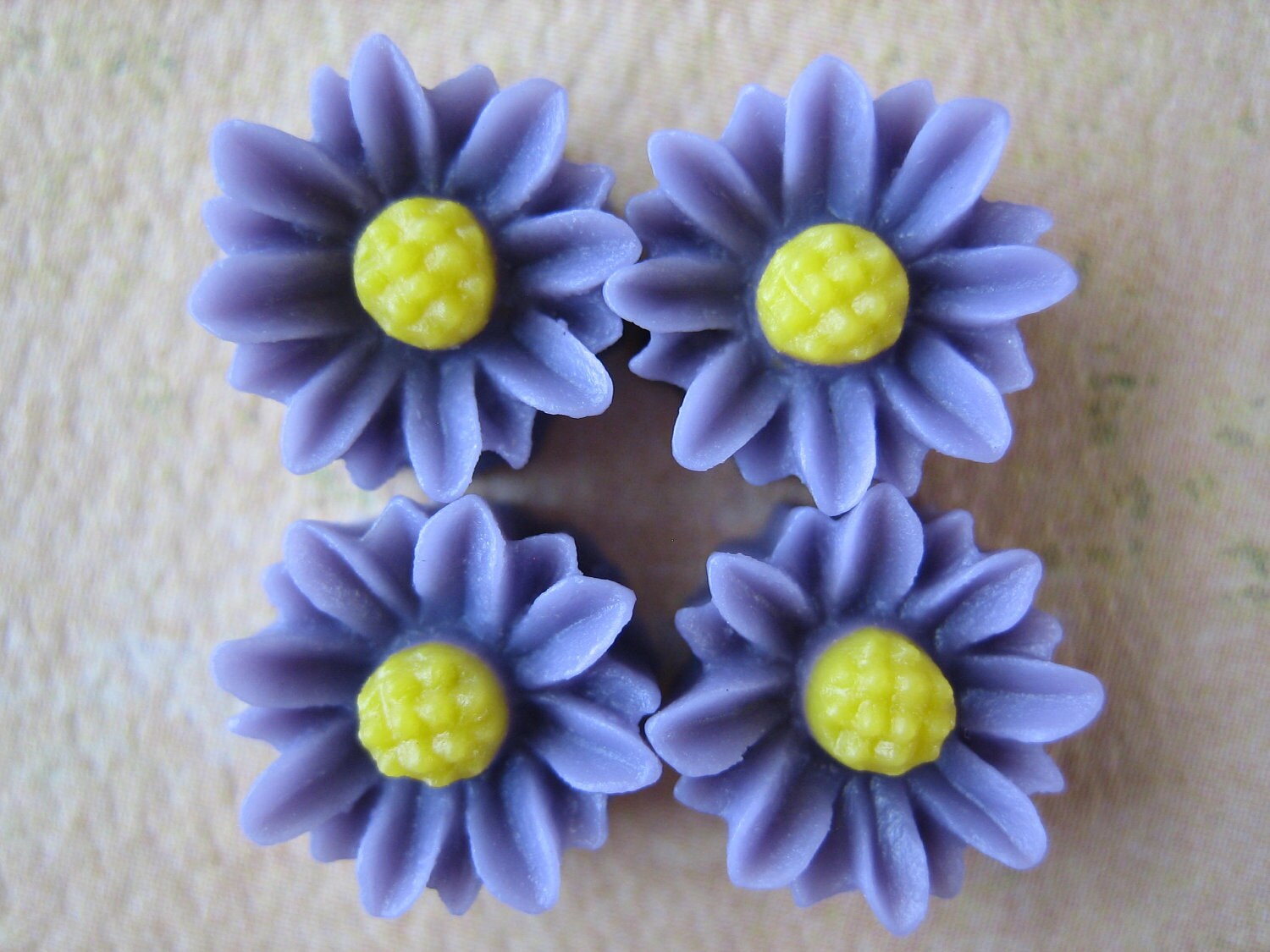 Daisy Cabochons Flower Cabs Purple Cabochons Mini Daisy | Etsy